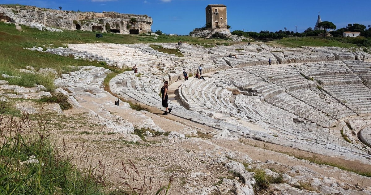 Catania: Syrakusa, Ortigia och Noto-tur med brunch | GetYourGuide