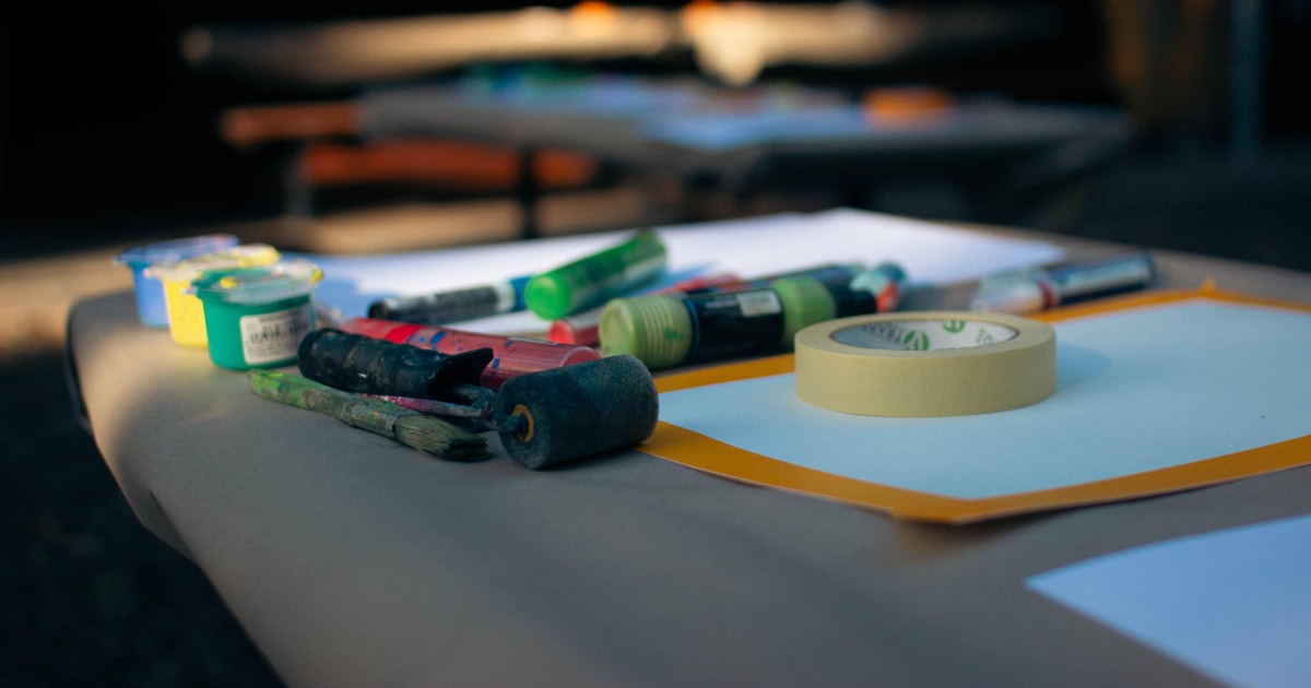 Fake a Banksy | Street Art Course | GetYourGuide