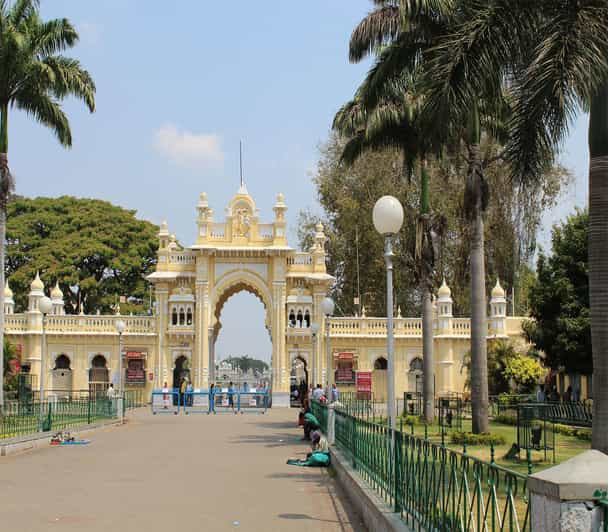 Mysore: 2-Day Palace and Gardens Tour from Bangalore | GetYourGuide