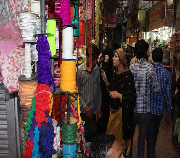 Varanasi: Private Evening Handicraft Market Tour with Dinner | GetYourGuide