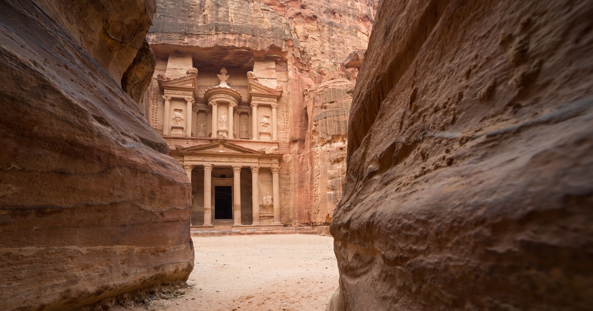 Au départ d'Eilat : Visite de l'ancienne ville de Petra et déjeuner ...