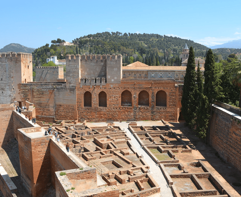 Alhambra & Nasrid Palaces: Guided Tour with Fast Track | GetYourGuide