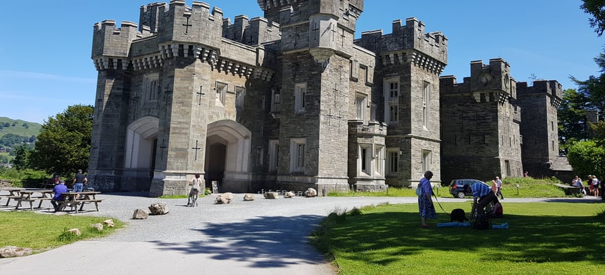 The BEST North West England Castle & palace tours 2024 - FREE ...