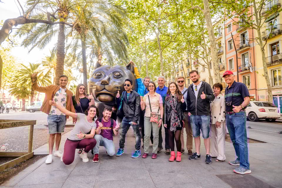 Barcelona: Recorrido alternativo y gratuito por el Raval | GetYourGuide