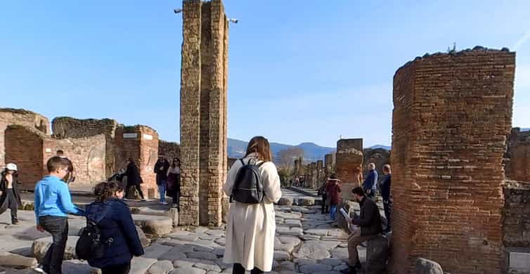 Pompeii: 2 Hours Skip the Line Visit with a Licensed Guide | GetYourGuide