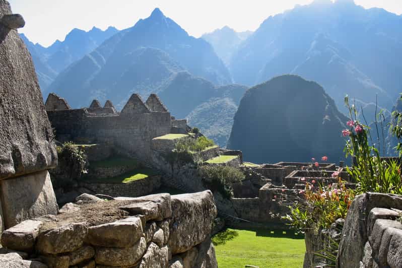 Machu Picchu Small-Group Combo: Entrance Ticket, Bus & Guide | GetYourGuide