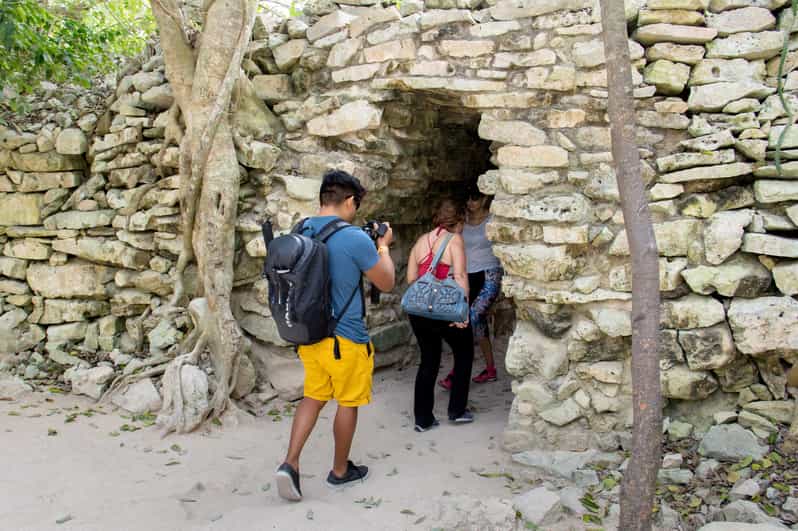 Tulum: Tour Ruinas Mayas, Estatua Ven a la luz y 4 Cenotes | GetYourGuide