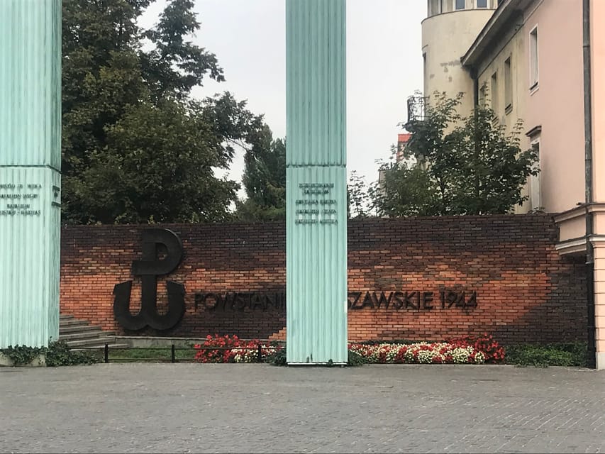 Warsaw: Highlights of Old & New Town Private Guided Tour | GetYourGuide