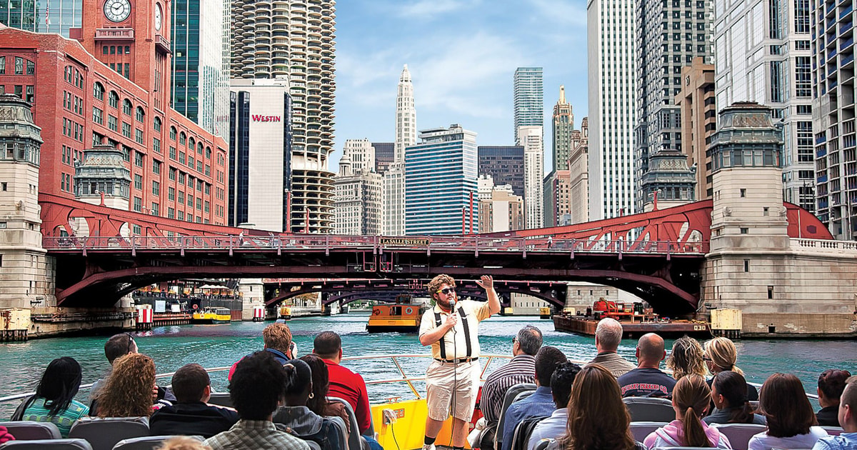 Chicago: 75-Minute Architecture Cruise by Speedboat | GetYourGuide