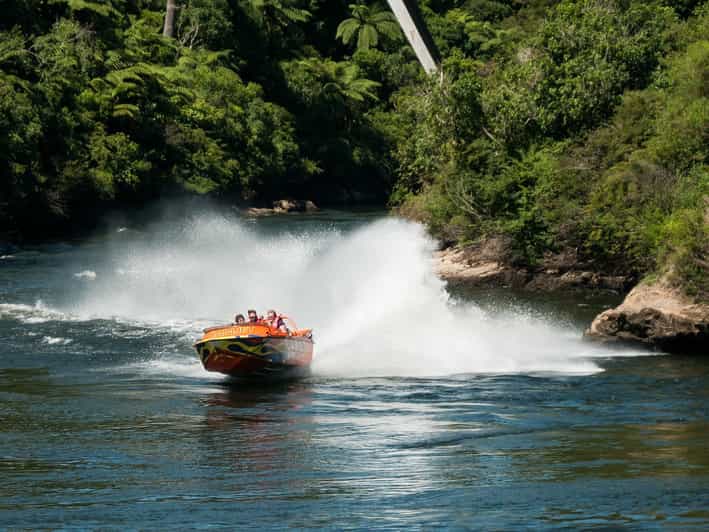 Cambridge: Waikato River 45-Minute Extreme Jet Boat Ride | GetYourGuide