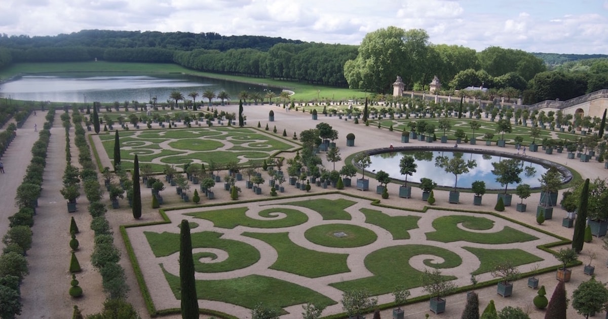 Half Day Versailles Palace & Gardens Tour From Versailles | GetYourGuide