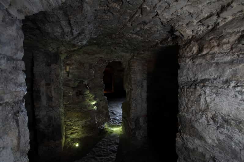 Edinburgh: Historic Underground Vaults Daytime Tour | GetYourGuide