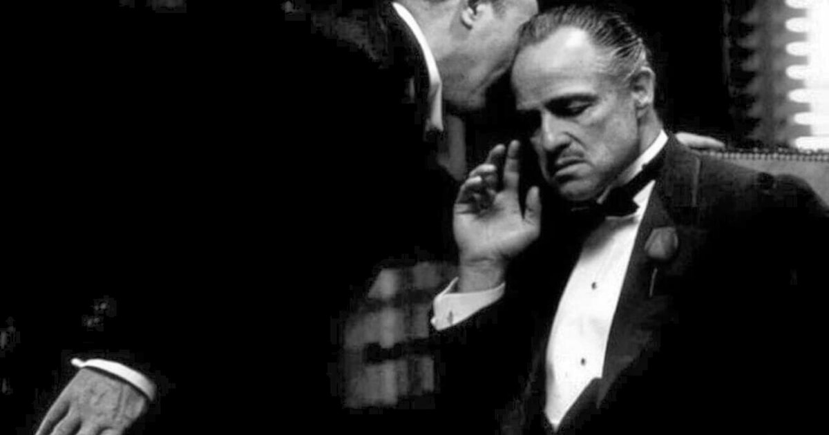 Dîner du parrain à Acireale, déjeuner dans l'ancienne cave à vin de ...