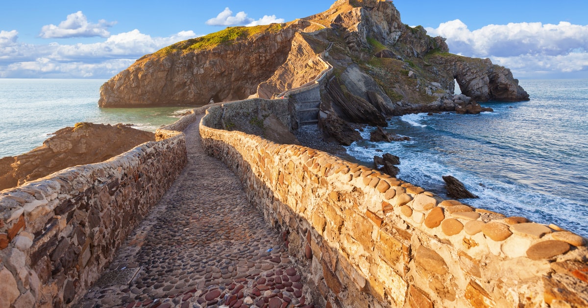 Gaztelugatxe e Guernica: tour da Bilbao | GetYourGuide