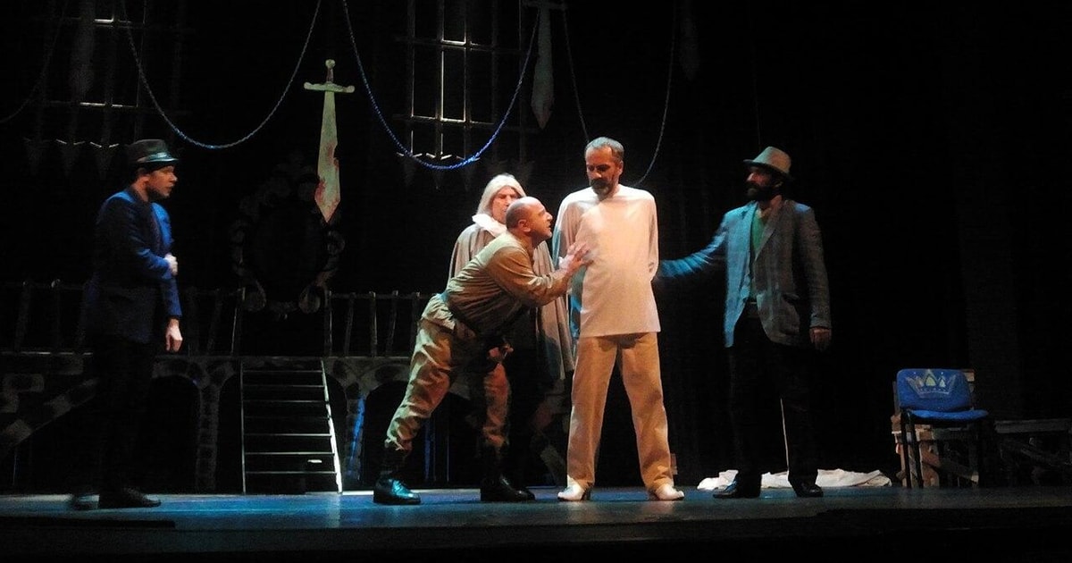 Baku: Theaters and Opera Cultural Tour | GetYourGuide