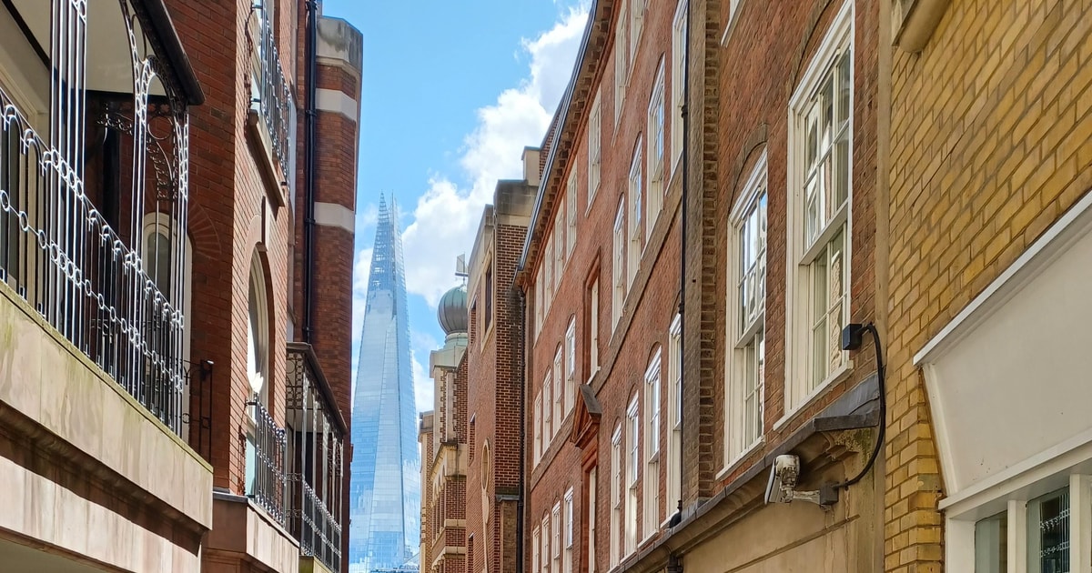 London: Hidden Alleyways & Secret Places Guided Walking Tour | GetYourGuide