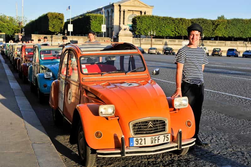 Private tour Paris little known in Citroën 2CV | GetYourGuide