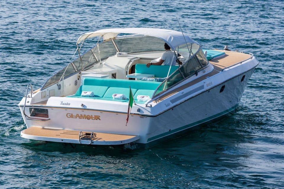 Positano: Boat Tour of Capri with Drinks and Snacks | GetYourGuide