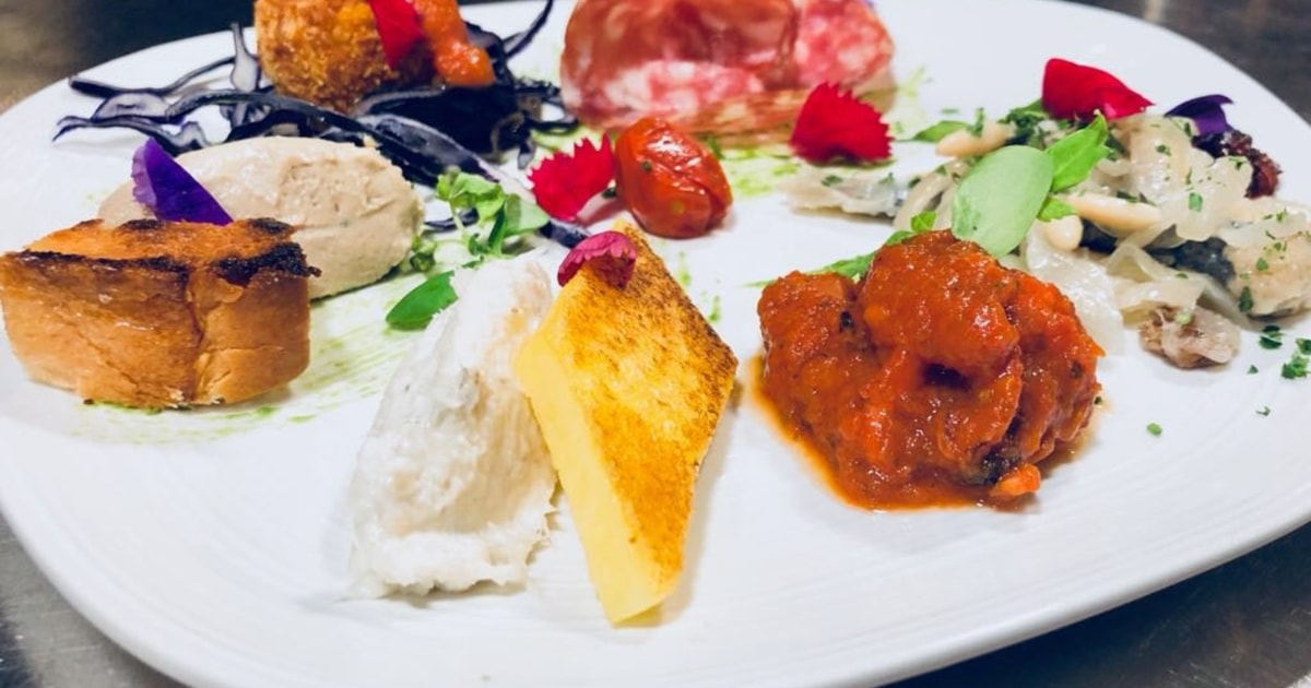 Four-course Food & Wine Pairing Elegant Dinner in Venice | GetYourGuide