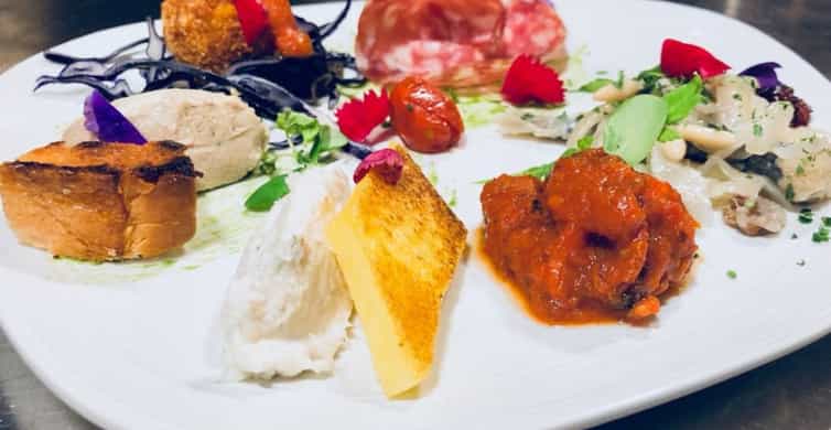 Four-course Food & Wine Pairing Elegant Dinner in Venice | GetYourGuide