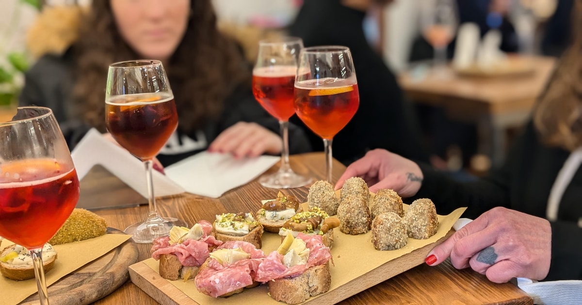 Venice: Cicchetti, Spritz, and Wine Tour with a Local Guide | GetYourGuide