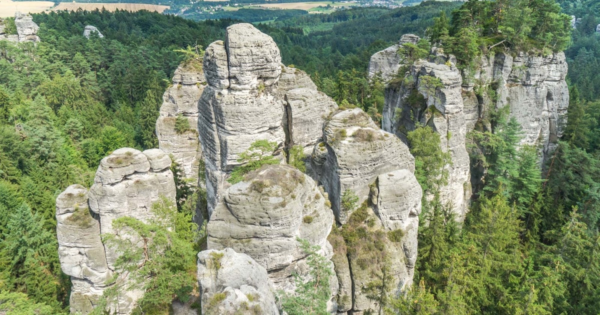 Boheems Paradijs privéwandeltour - dagtrip vanuit Praag | GetYourGuide
