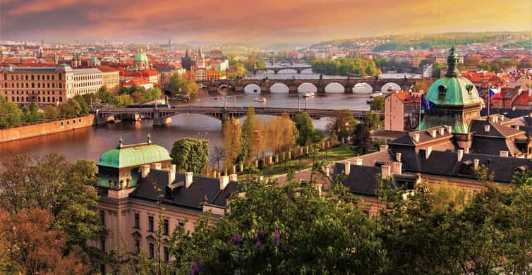 Praag: all-inclusive tour van een hele dag | GetYourGuide