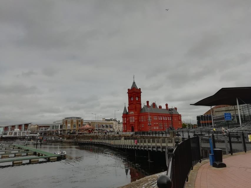 Cardiff Bay: Highlights Private Guided Tour | GetYourGuide