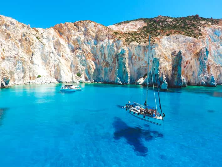 Milos: Ganztägige Inselrundfahrt mit Mittagessen | GetYourGuide