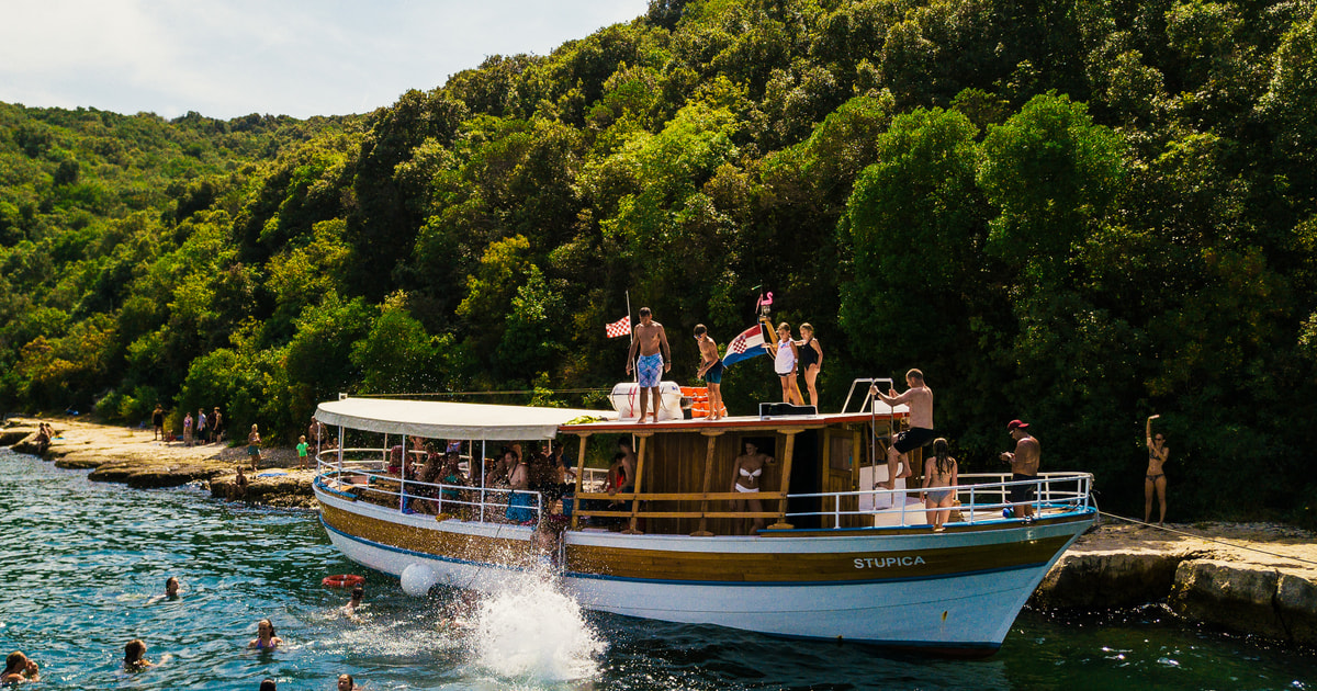 Rovinj: Crucero por el Fiordo de Lim con almuerzo y bebidas | GetYourGuide