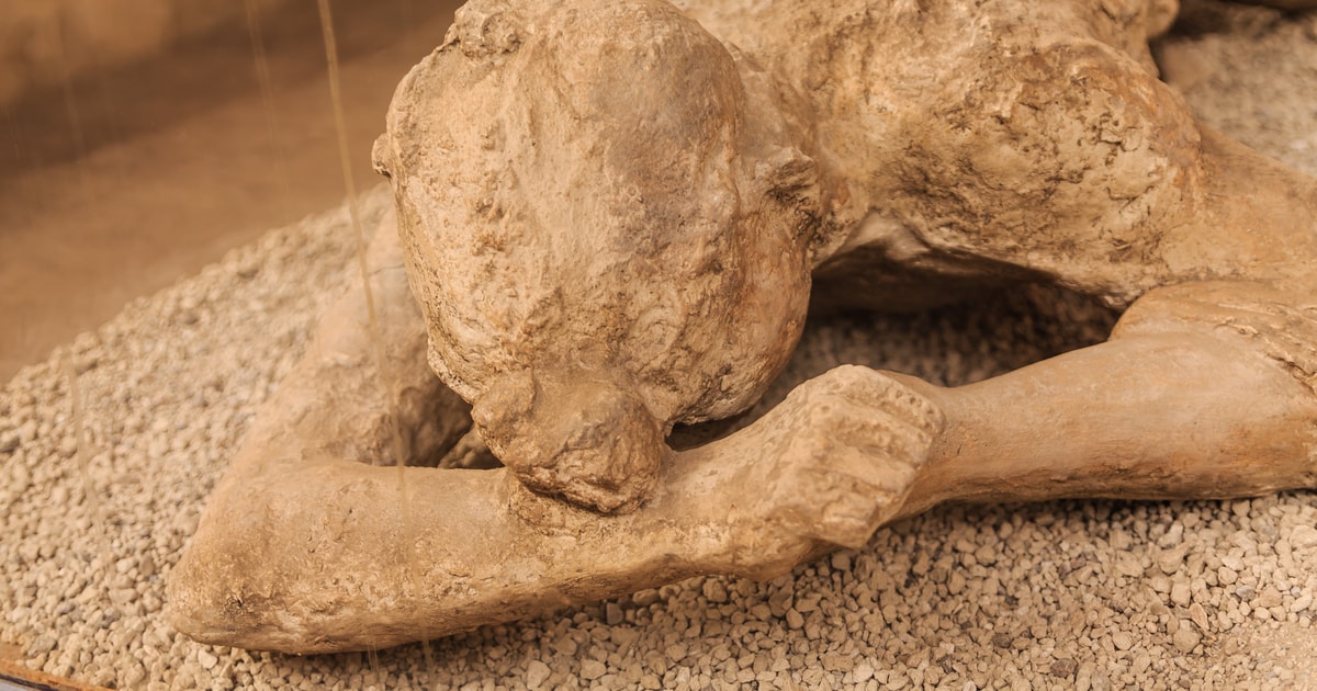 Pompeii: 2-Hour Guided Tour with an Archaeologist | GetYourGuide