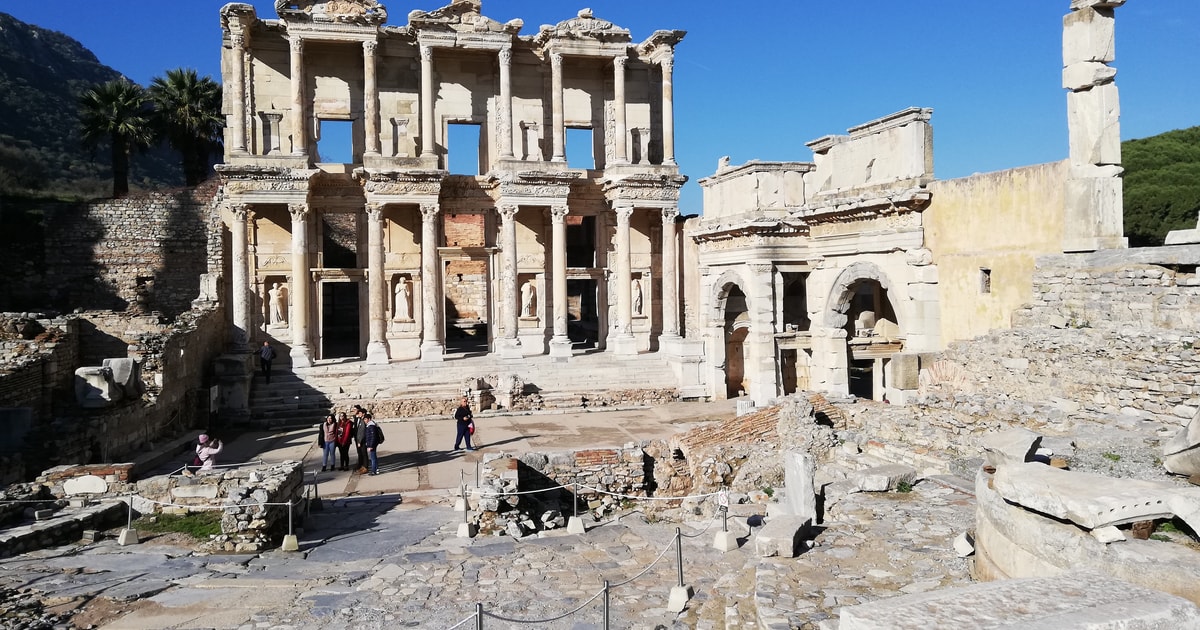 Efeze, Huis van de Maagd Maria en Tempel van Artemis | GetYourGuide