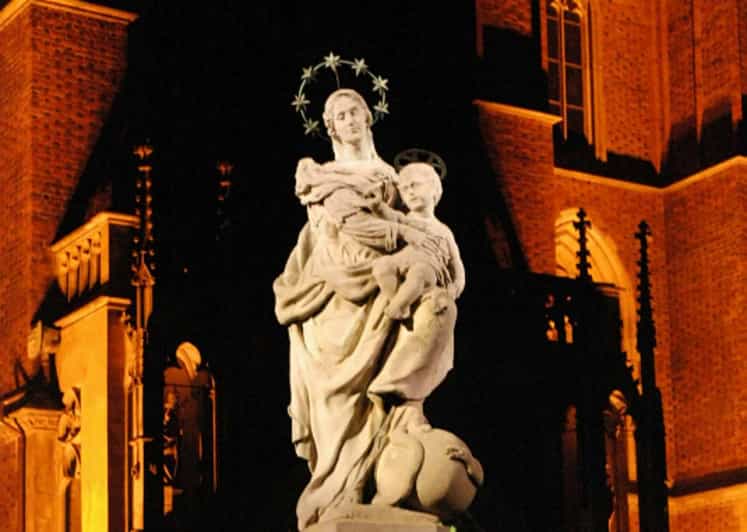 Wroclaw: 2-Hour Mysterious Walking Night Tour | GetYourGuide