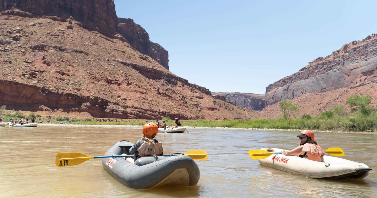 Moab: excursión de un día en kayak por el río Colorado | GetYourGuide