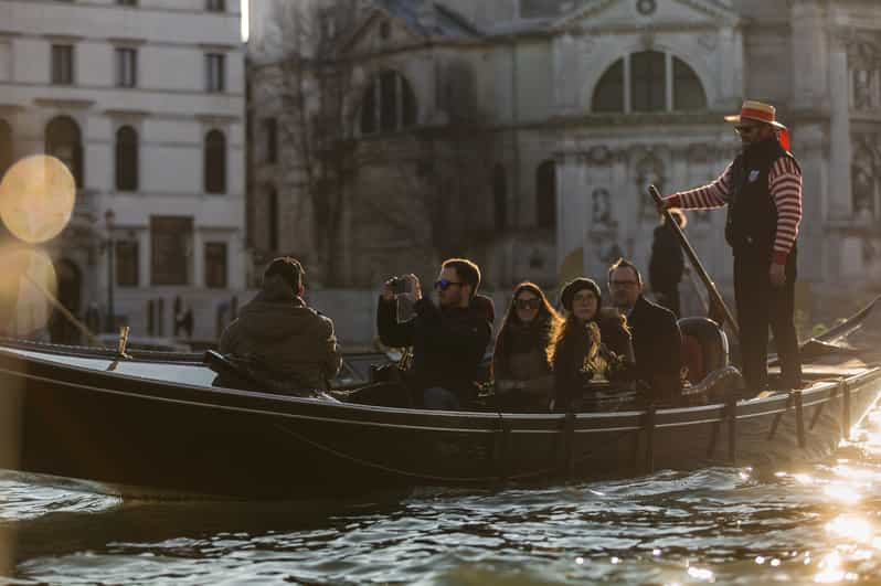 Venice Grand Canal Private Gondola Ride And Serenade Getyourguide