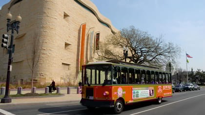 Washington, DC: Old Town Hop-On Hop-Off Trolley City Tour | GetYourGuide