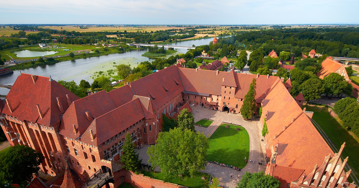 Gdansk: Visita regular al Castillo de Malbork | GetYourGuide
