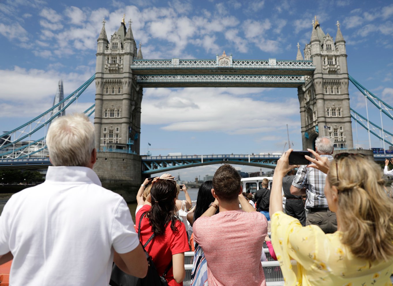 London: River Thames Sightseeing Cruise | London River Cruises & Boat Tours