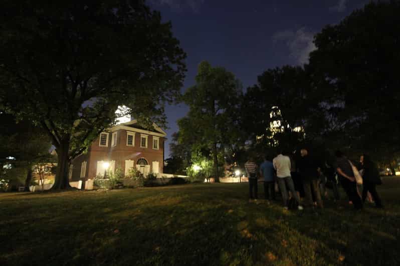 Philadelphia Ghost Tour by Candlelight | GetYourGuide