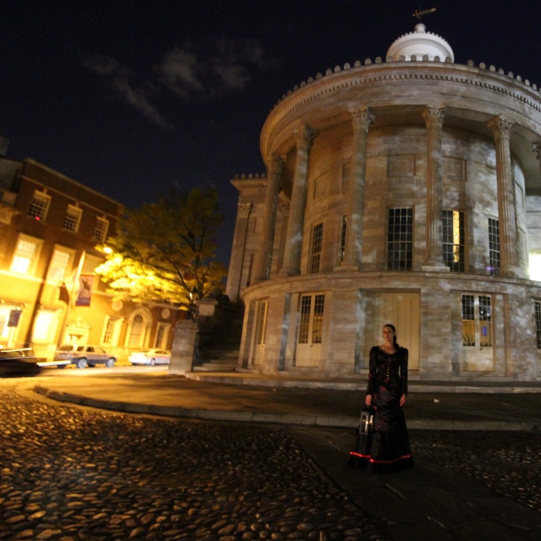 Philadelphia Ghost Tour by Candlelight | GetYourGuide