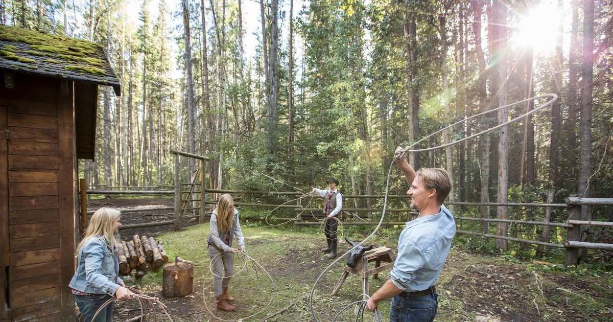 Banff: Wagon Ride with Cowboy Cookout BBQ | GetYourGuide