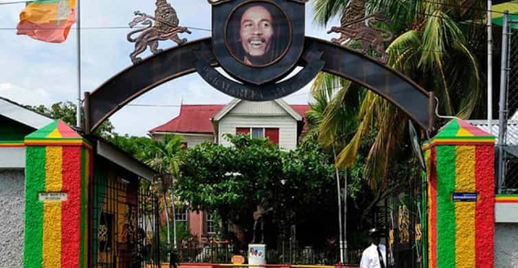 Visita a Kingston, Museo de Bob Marley y Mercado Nocturno Exp ...