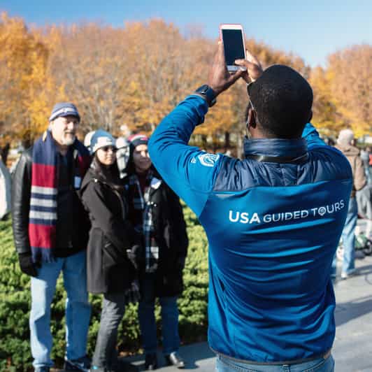 Washington DC: Guided Landmarks Bus Tour & National Archives | GetYourGuide