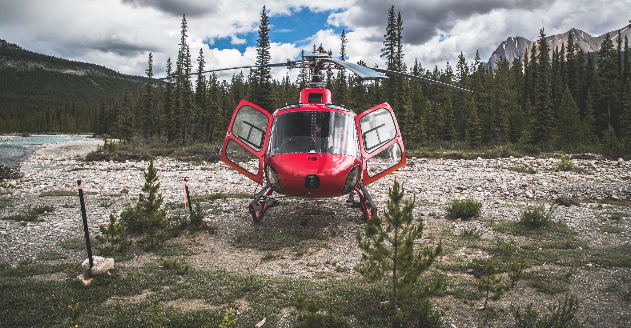 Canadian Rockies, Helicopter Flight with Exploration Hike | Adventure ...