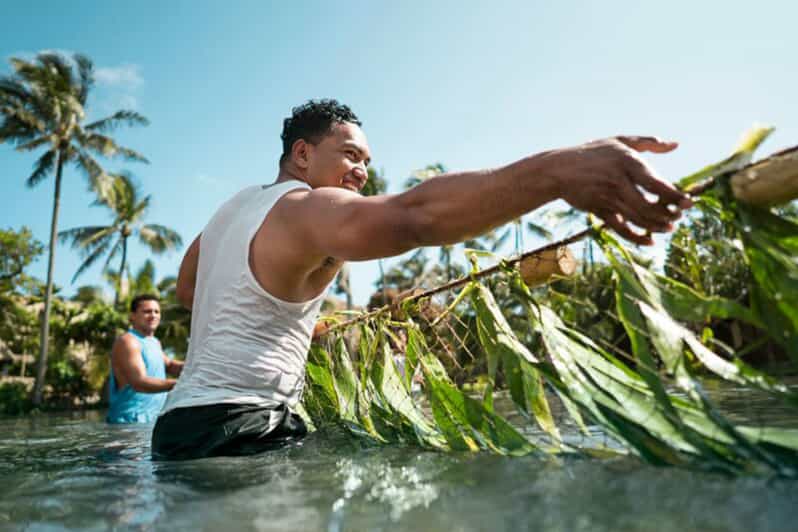 Oahu: Intrare la Centrul Cultural Polinezian Gateway Buffet Gateway ...