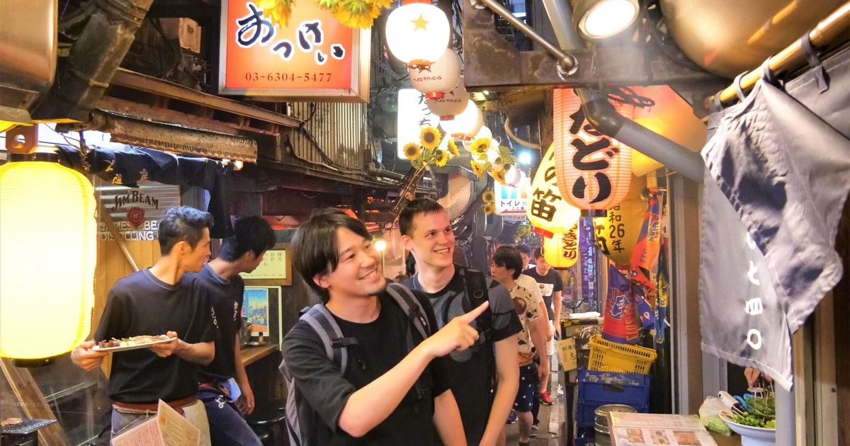 Tokyo: Shinjuku Bar Hopping with All-You-Can-Drink & Dinner | GetYourGuide