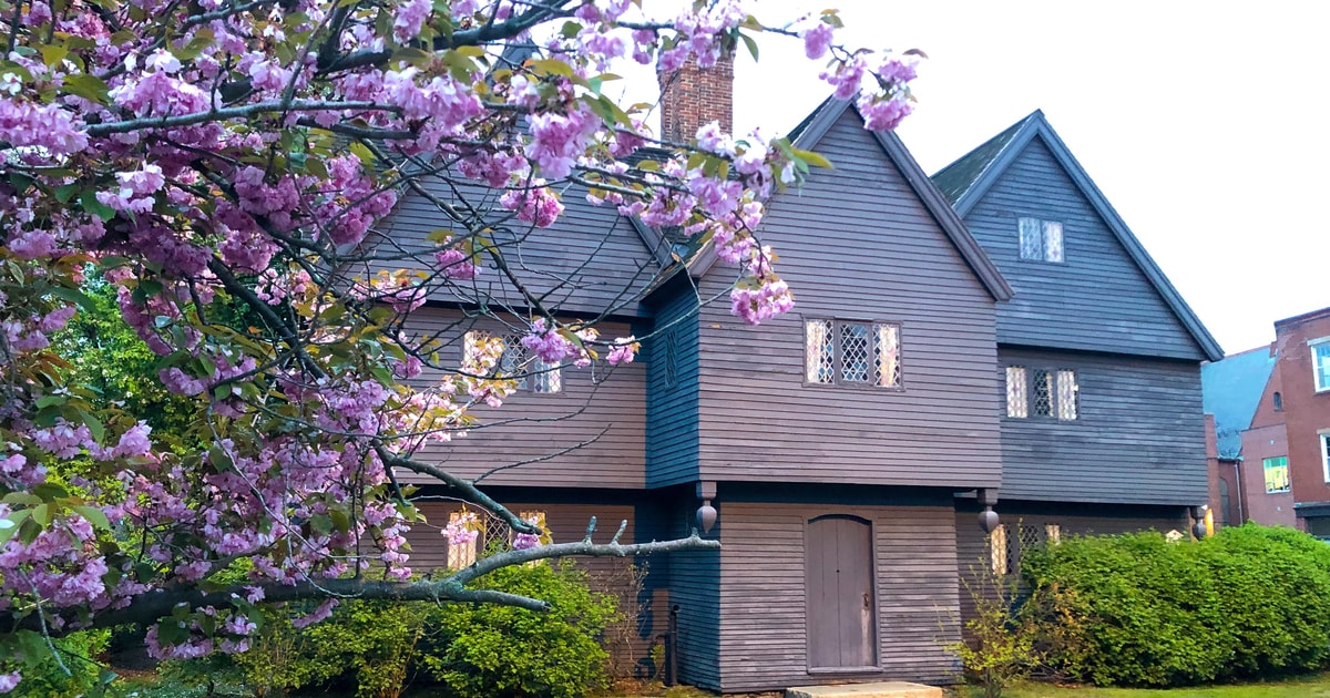 Salem: 1692 Witchcraft Trials Walk | GetYourGuide