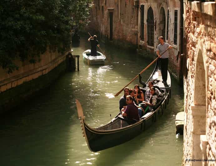 Venice: St. Mark’s Basilica and Gondola Combo Tour | GetYourGuide