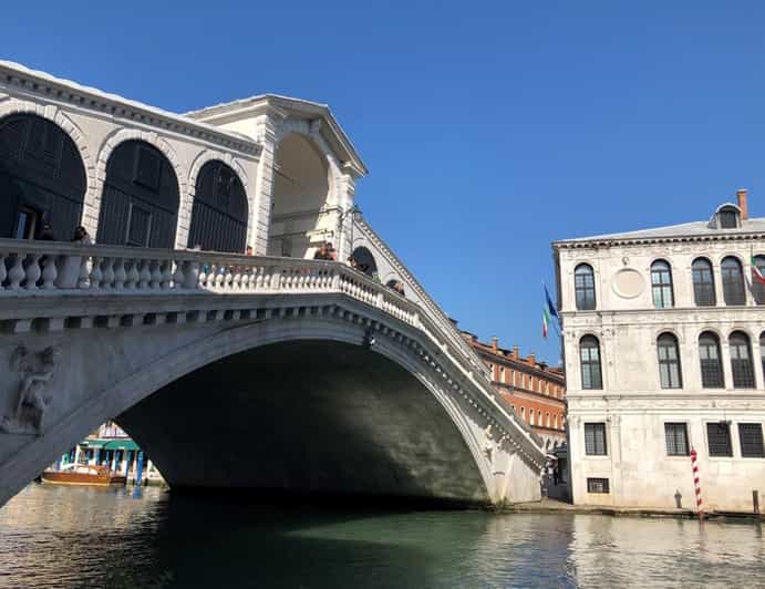 Turul pe jos al Veneției de la Podul San Marco la Podul Rialto ...