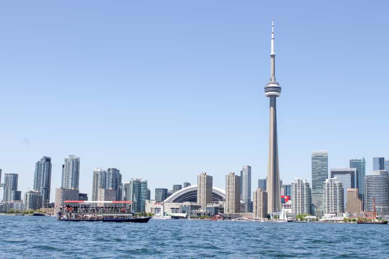 Toronto: Hop-On Hop-Off Sightseeing Bus Ticket | GetYourGuide